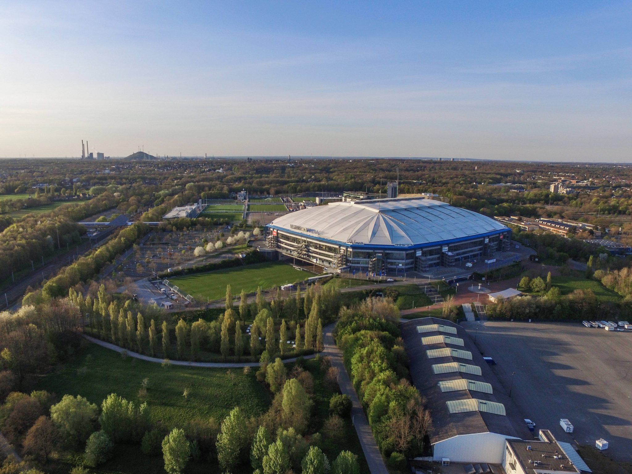 Sehnsucht auf Schalke: So schön ist das „neue“ Parkstadion ...